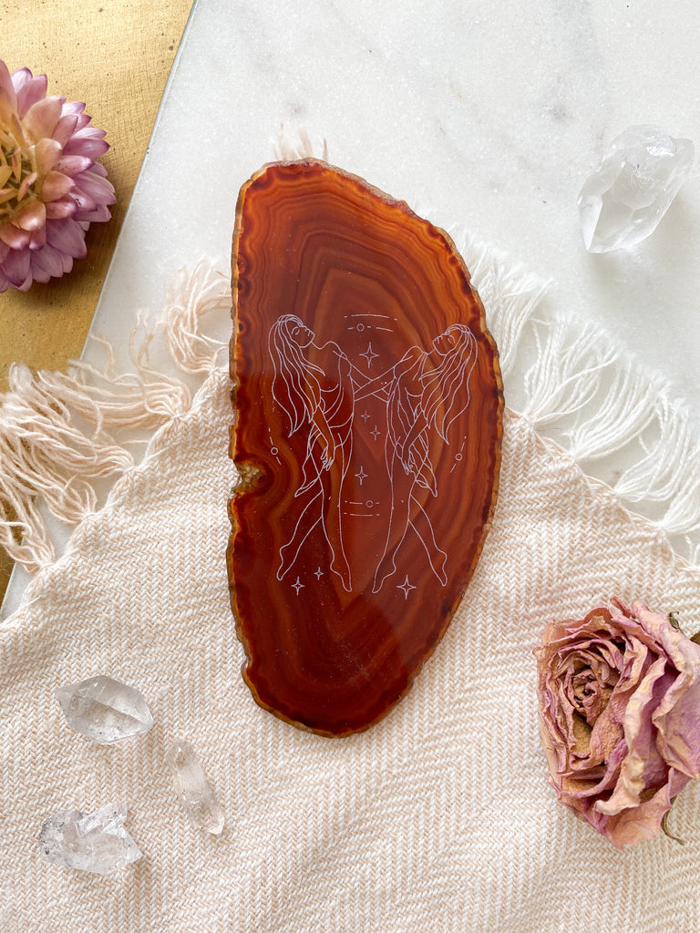 "Dynamic" Gemini Goddess Twins Zodiac Astrology Agate Slices ...
